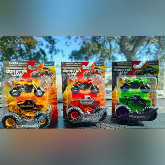 Monster Jam | Toys | Monster Jam New Jcb Digatron Thunderroarus Grave ...